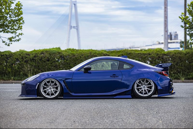 ZD8 BRZ KUHL Ver2 04R-GT ZD8BRZ サイドステップディフューザー / 品揃え多数のエアロパーツ専門通販ならエアツケ！