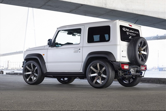 JB74 ジムニーシエラ Kuhl Racing 74R-GT/Ⅱ 共通 74JIMNY スラッシュカット4テールマフラー（90φ） / 品揃え多数のエアロパーツ専門通販ならエアツケ！